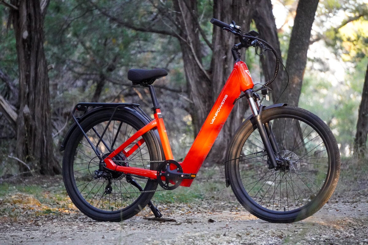 Review: The Vanpowers Urbanglide Standard E-Bike Makes a Great First ...
