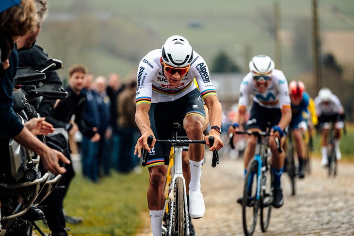 Mathieu Van Der Poel Filling Gaps in Results with E3 Saxo Victory