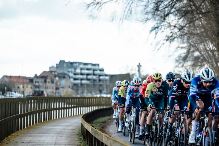 Photo Essay: The Drama of Gent-Wevelgem by Chris Auld