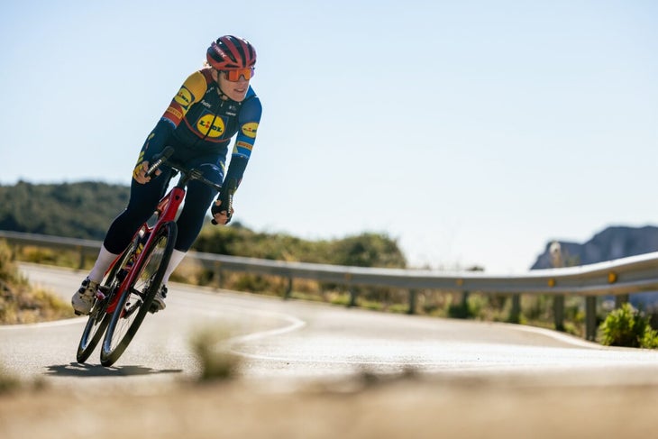 Ellen van Dijk Returns to Racing Six Months after Giving Birth: 'I Feel ...
