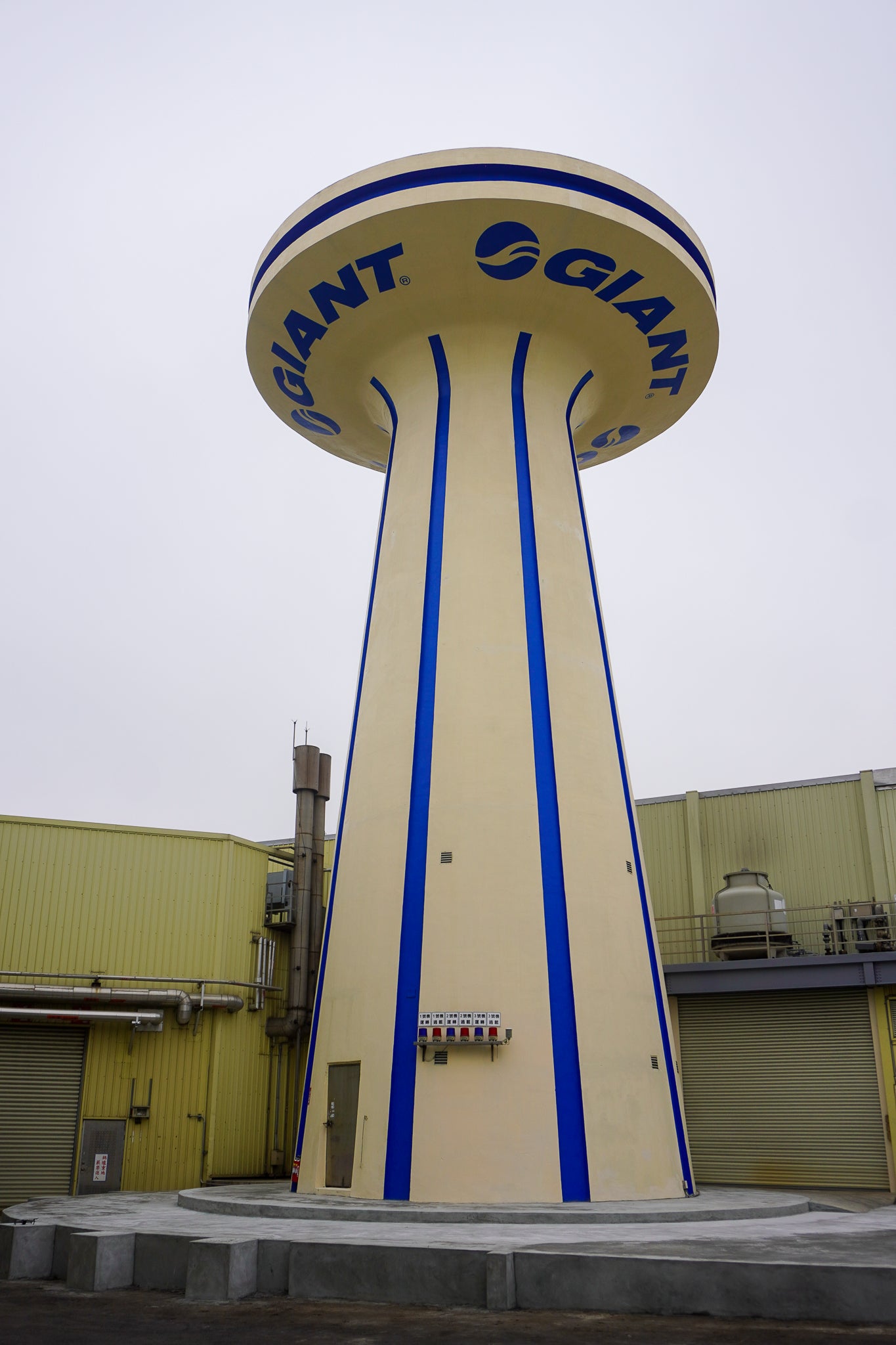 How a Carbon Bicycle Is Made at the Giant Factory - Velo