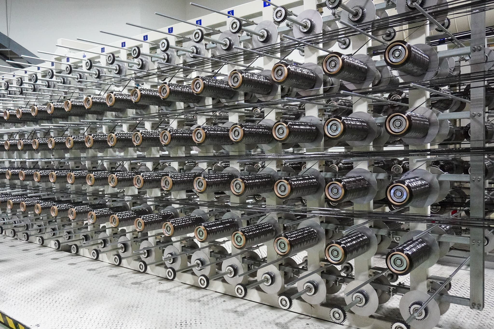 How a Carbon Bicycle Is Made at the Giant Factory - Velo