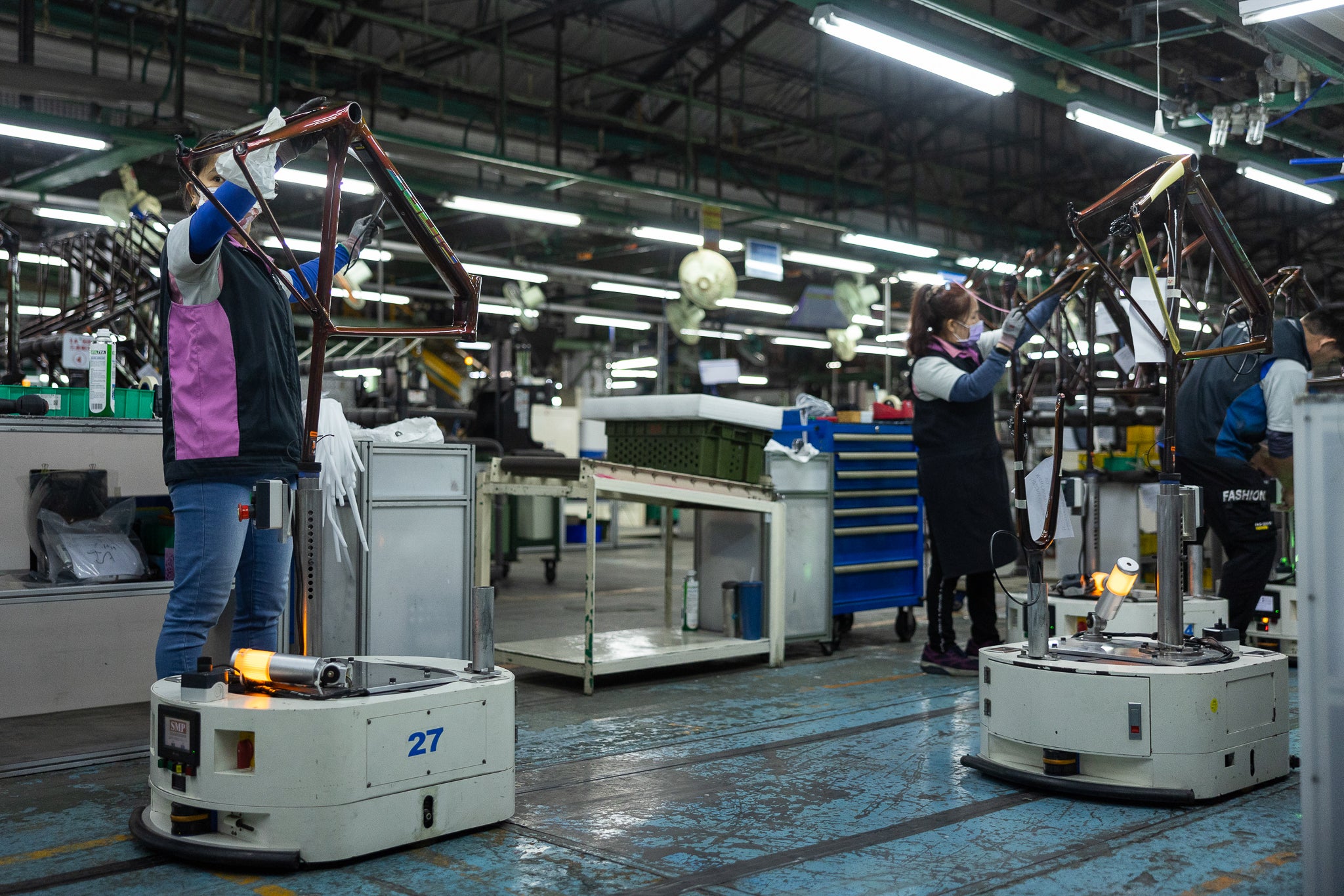 How a Carbon Bicycle Is Made at the Giant Factory - Velo