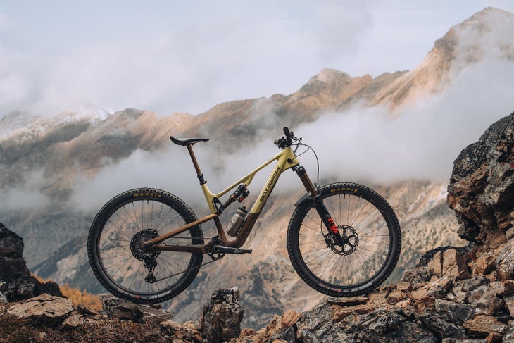 Pinkbike Digest: Dropper Posts Are Out, Dropper Frames Are In, Plus Why Bernard Kerr's Prototype ...