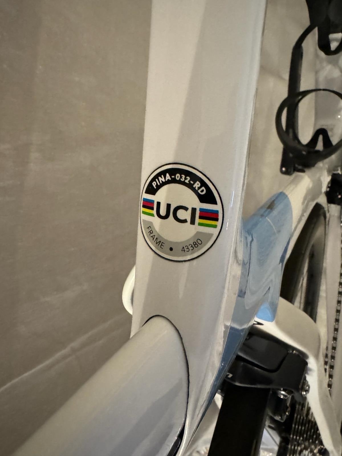 The Pope Dispenses a Dogma. This Time, It's a Pinarello - Velo