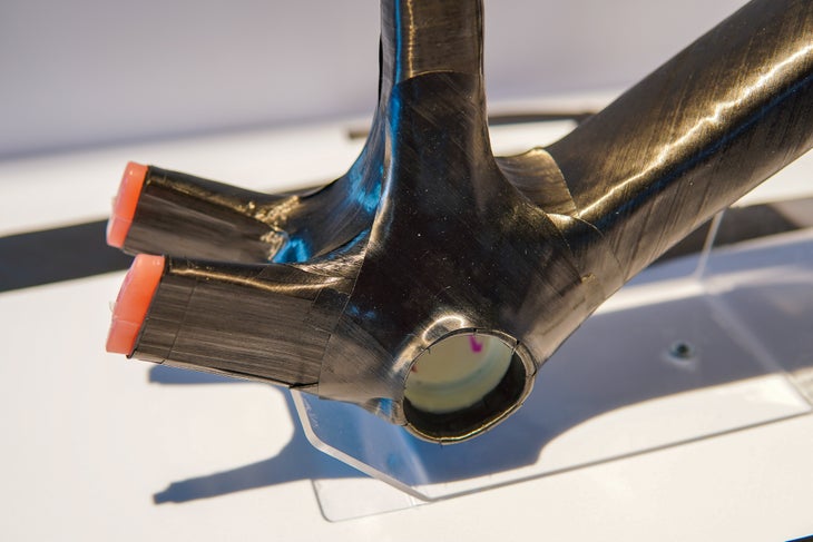 First Ride: The New Giant TCR Advanced SL Is a Love Letter to Taiwan ...