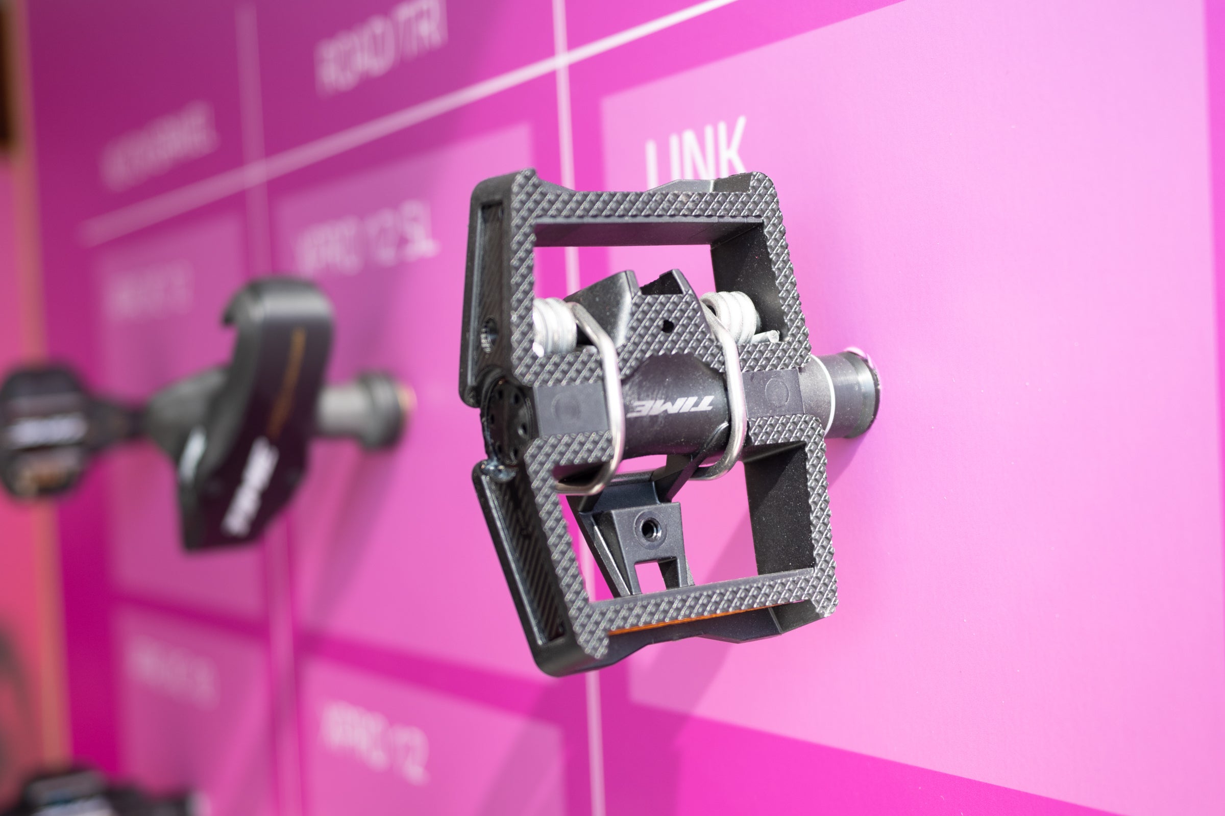 Are Time Pedals Back from the Dead? - Velo