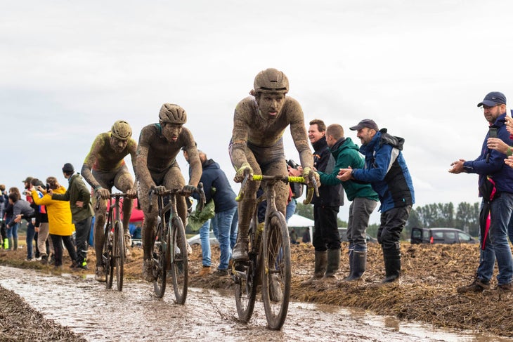 Paris-Roubaix Essentials: Cobbles, Contenders, Weather, Maps, Start ...