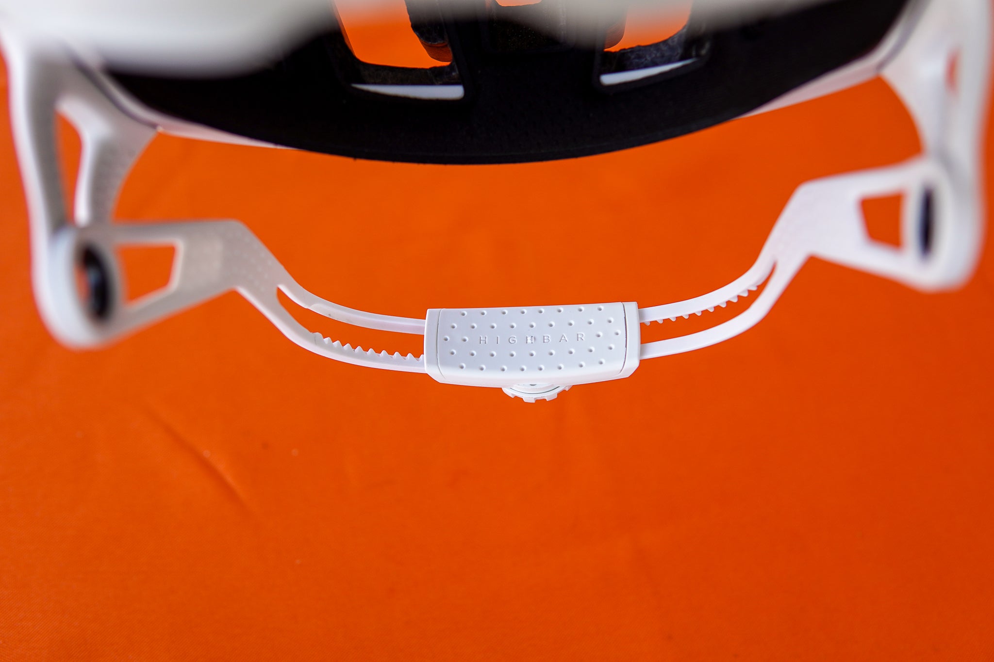 Highbar's New Helmet Mono-Strap Is Unlike Anything We've Tried - Velo