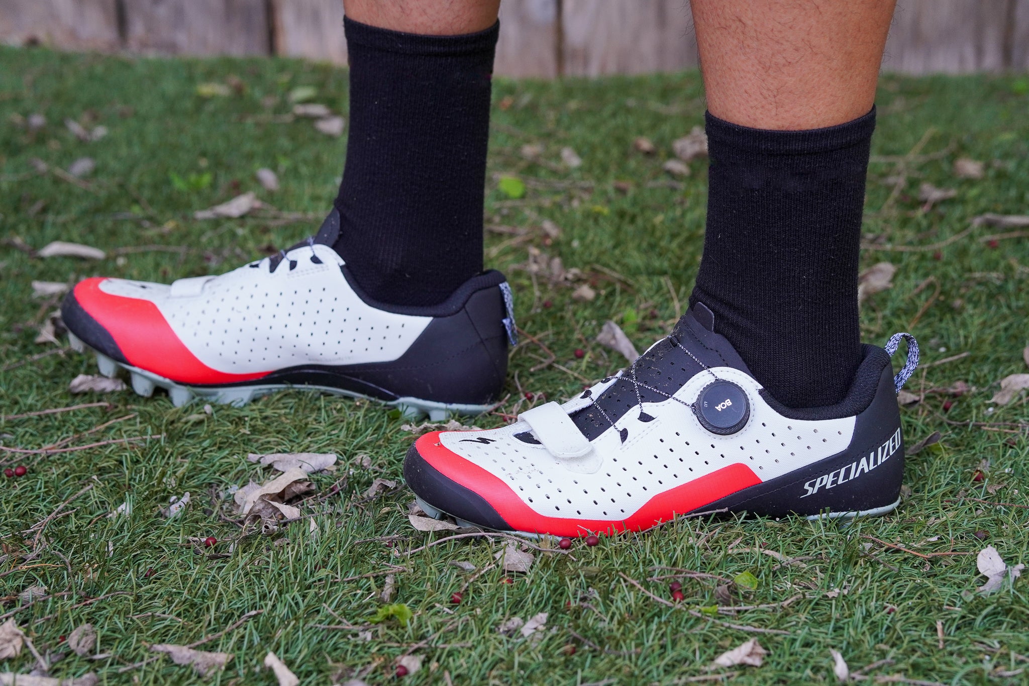 Review: Specialized Search Helmet & Recon 2.0 MTB/Gravel Shoe - Velo
