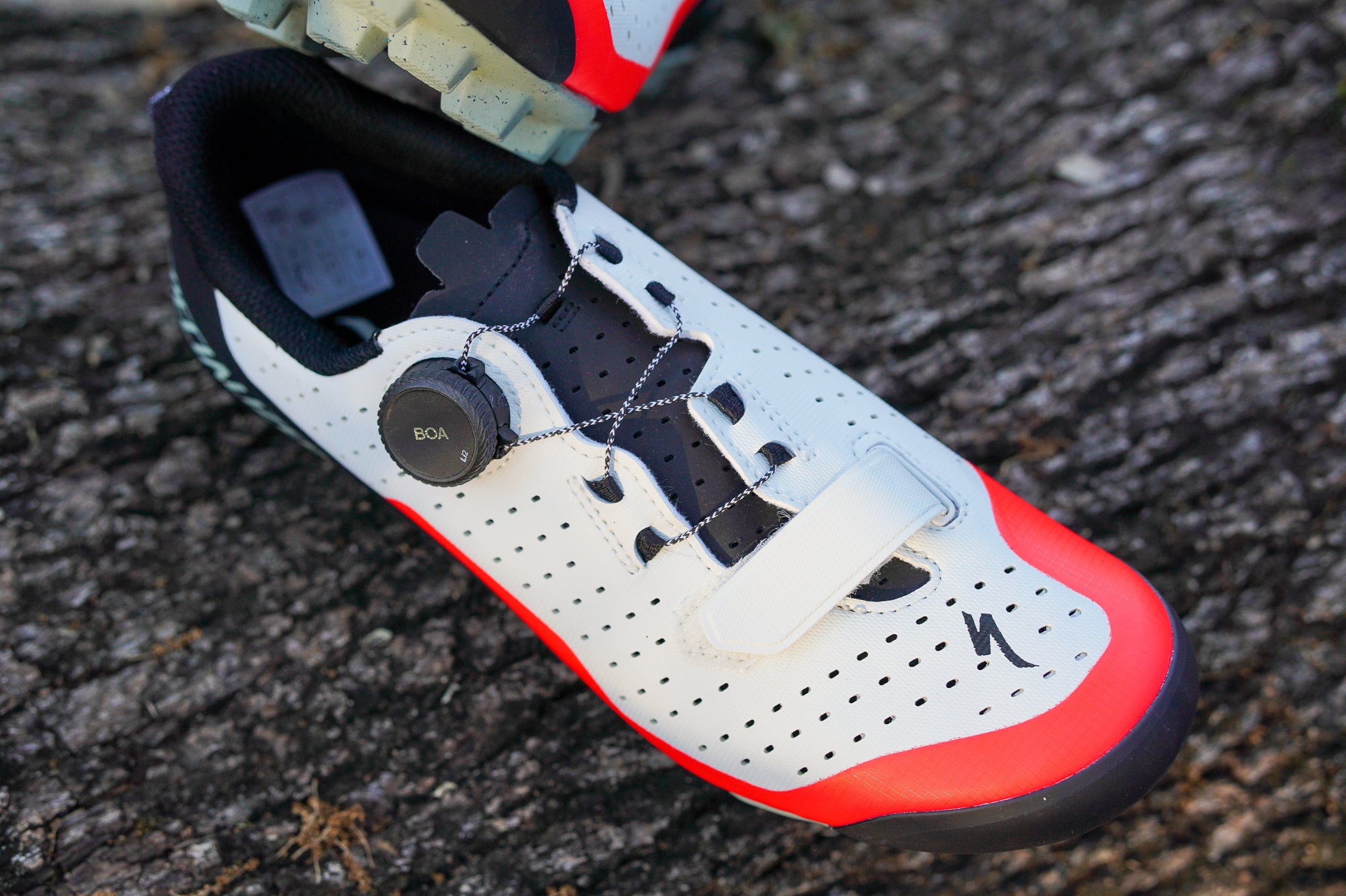 Review: Specialized Search Helmet & Recon 2.0 MTB/Gravel Shoe - Velo