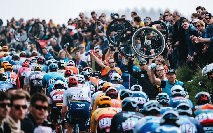 Paris-Roubaix Essentials: Cobbles, Contenders, Weather, Maps, Start ...