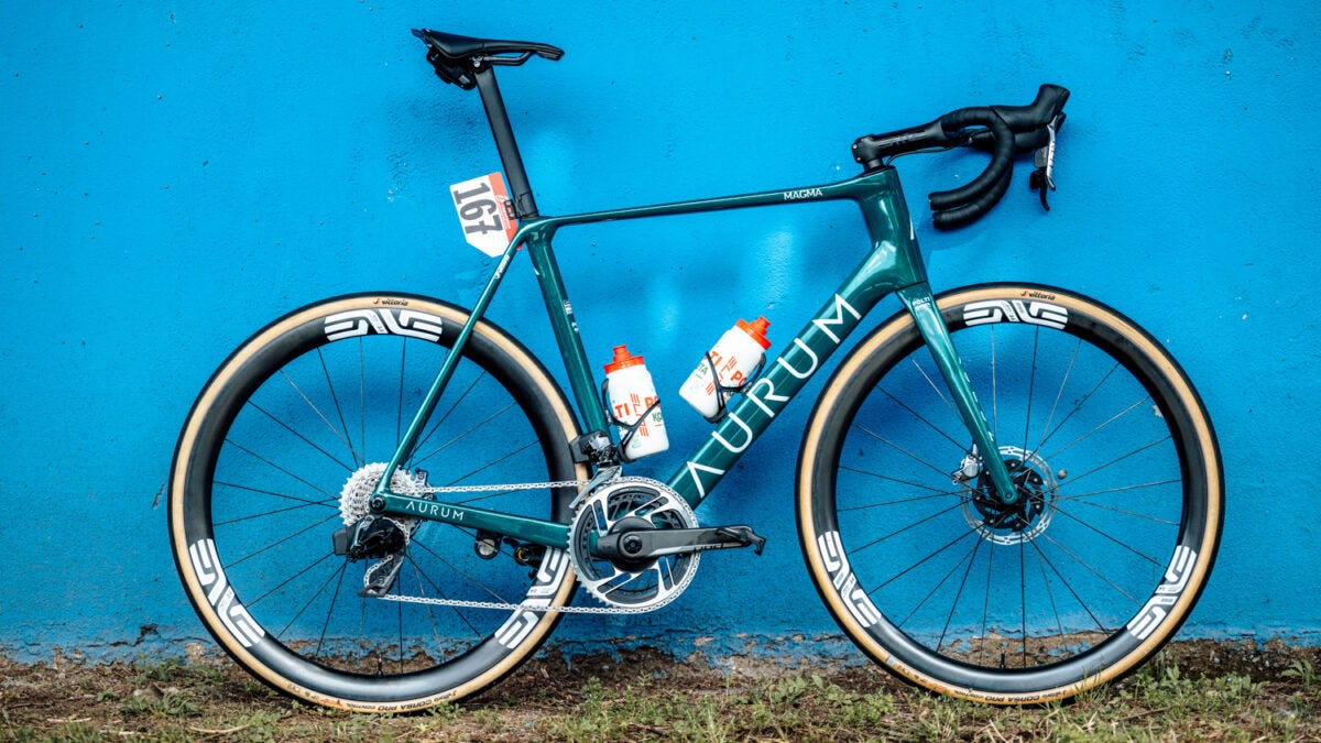 Bike Check: An Upsized Aurum Magma for the Giro d’Italia