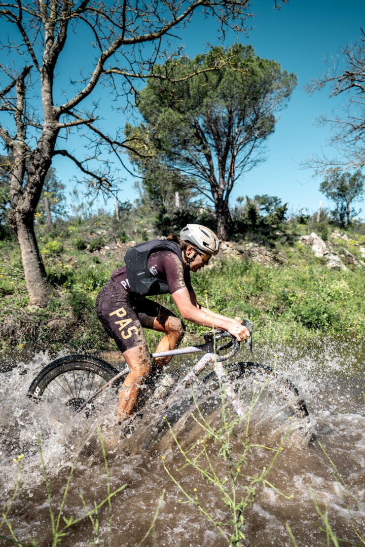 Results: Pete Stetina and Karolina Migoń Win the 2024 Traka 360 Gravel ...