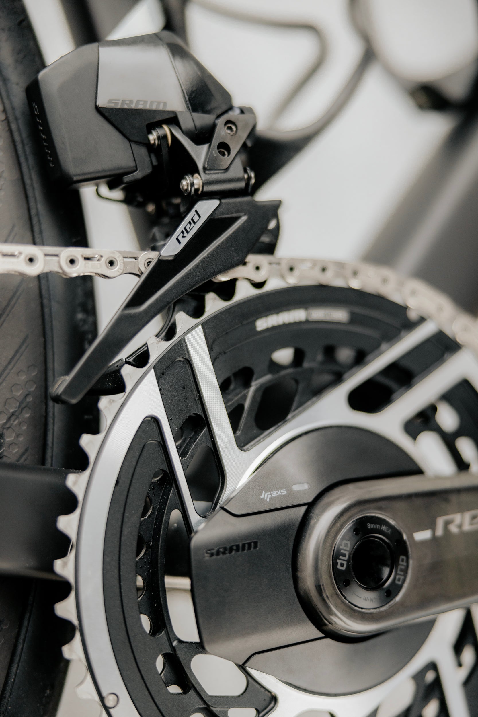 The New SRAM Red AXS Groupset Aims to Be Easier to Use - Velo