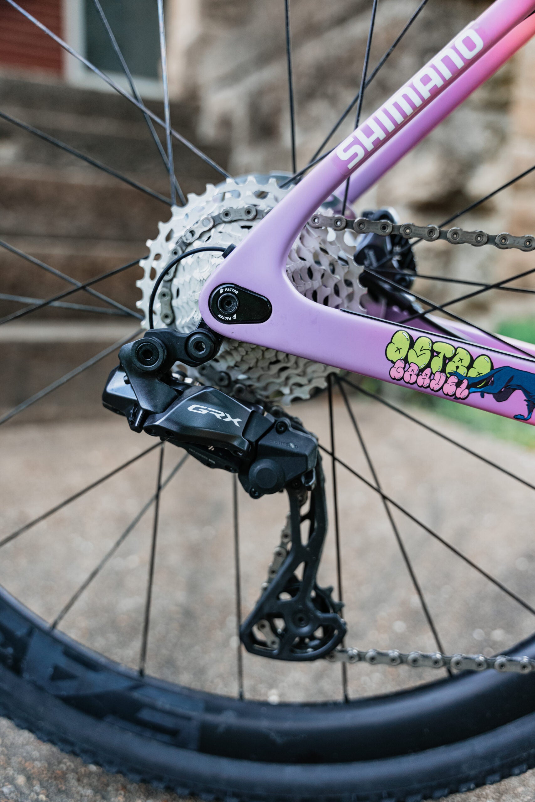 Unbound Bike Check: Rob Britton's Custom-Painted Factor Ostro Gravel - Velo