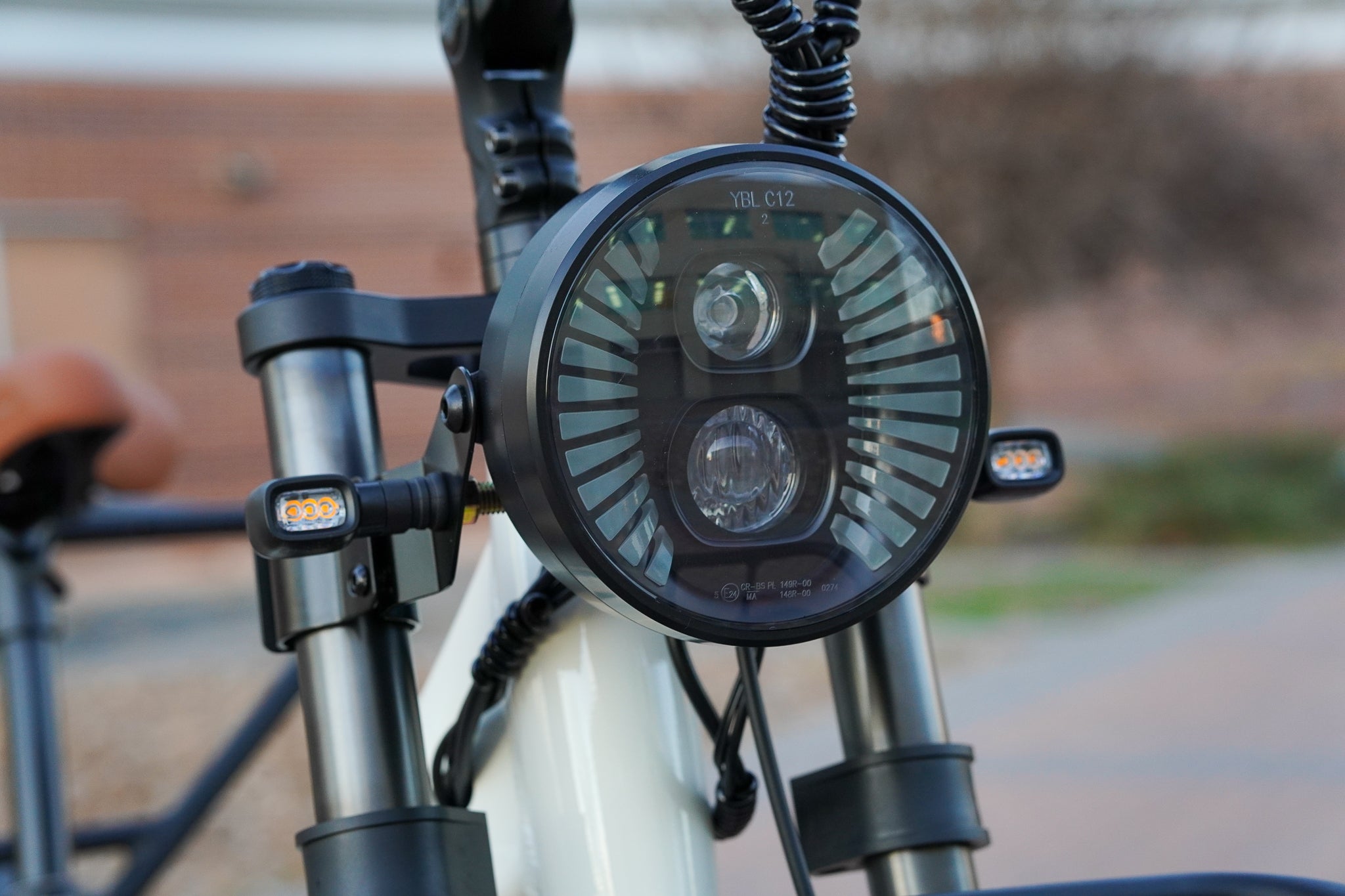 Review: The Integral Electrics Maven Cargo E-Bike Ticks All The Boxes ...