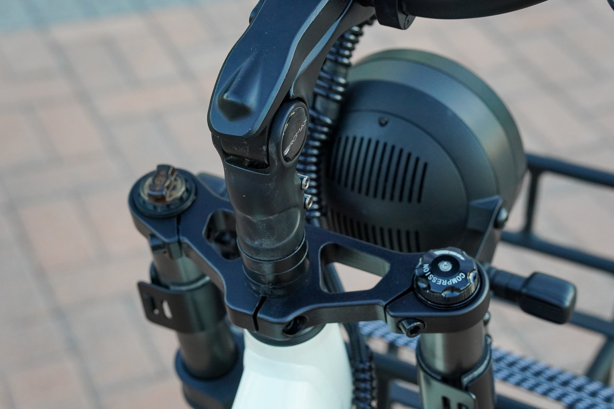 Review: The Integral Electrics Maven Cargo E-Bike Ticks All The Boxes ...