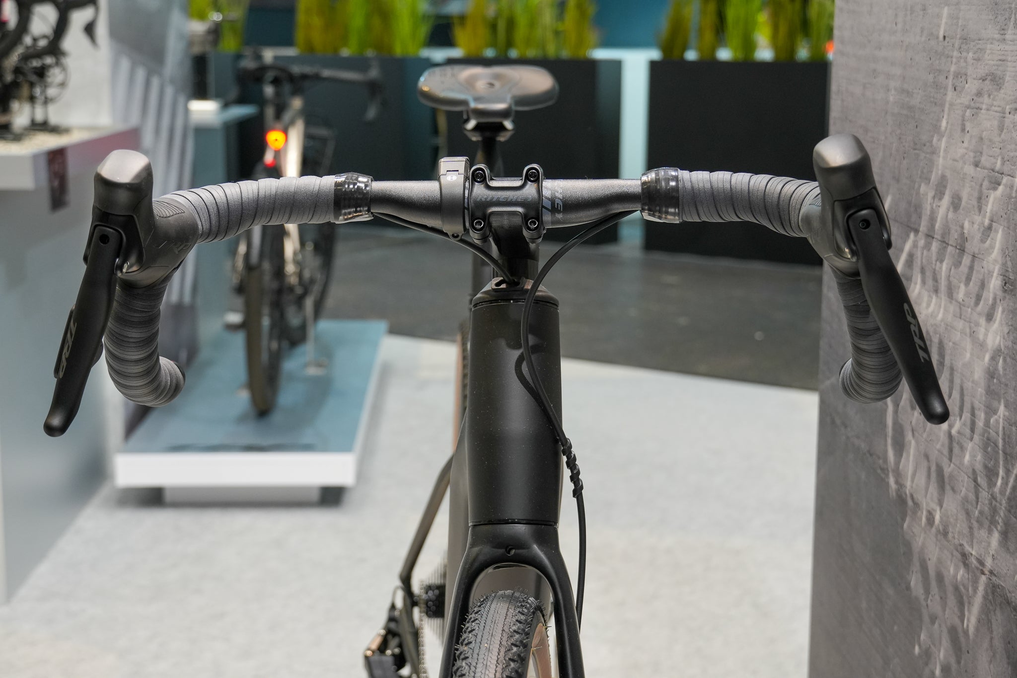 TRP and Bosch Partner on a New Integrated Electronic Groupset for E ...