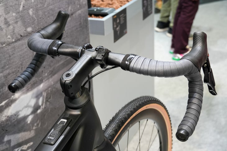 TRP and Bosch Partner on a New Integrated Electronic Groupset for E ...