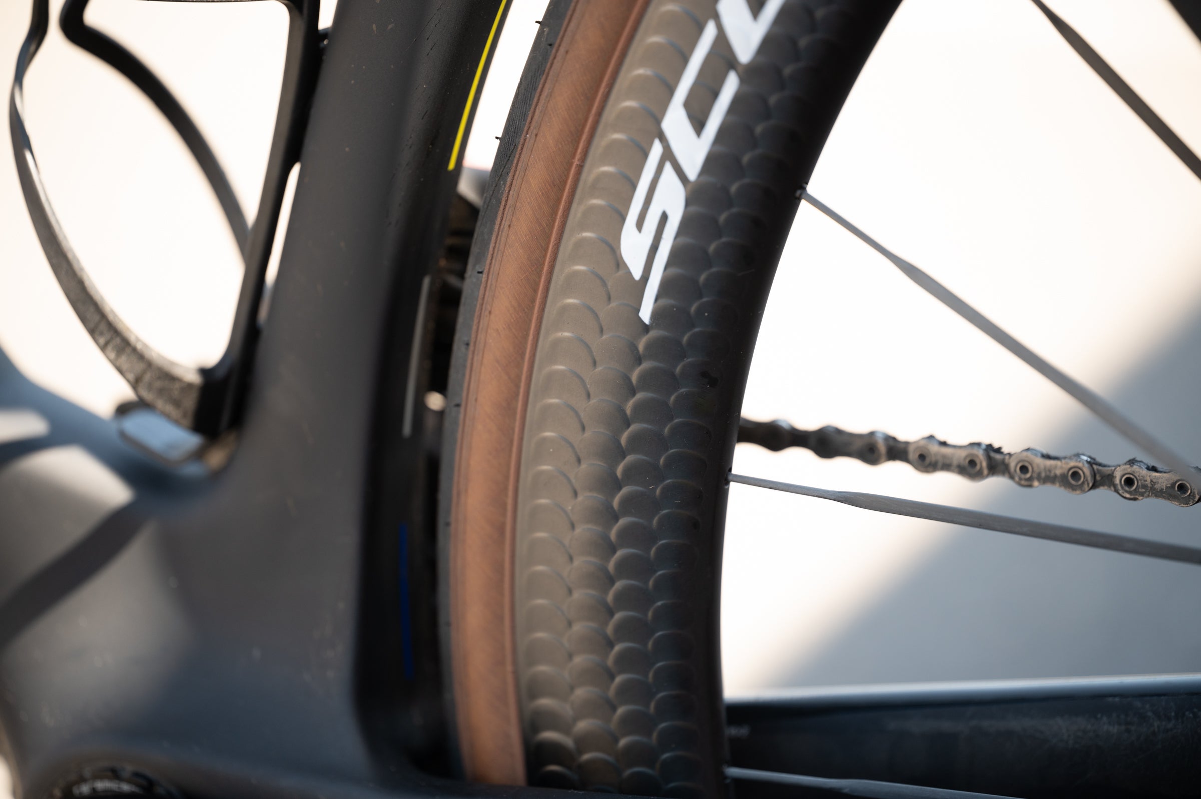 Review: Scope Artech 4 Wheels - Lightweight, Aero, and Impressively ...