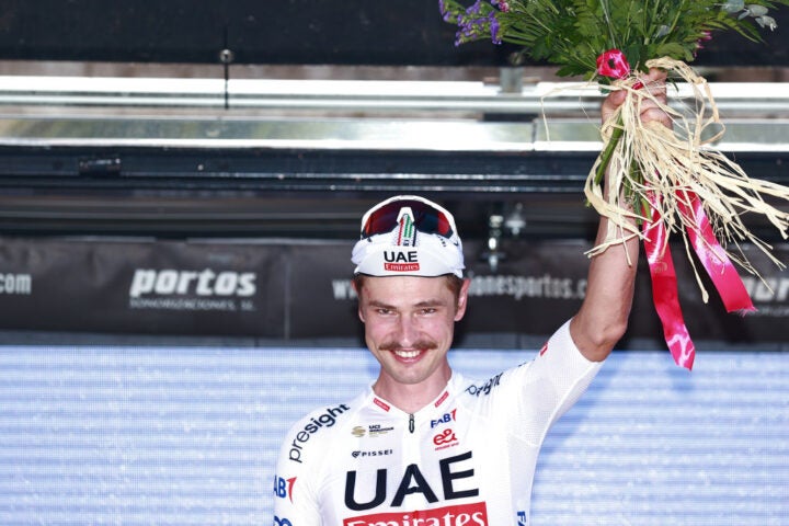 Jay Vine Wins Vuelta a Burgos Stage 4 as Sepp Kuss Retains Lead