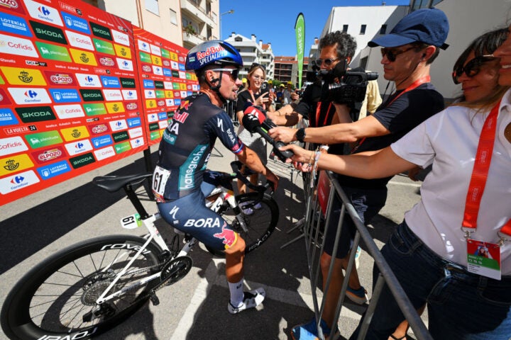 First mountain test puts Kuss, GC faves under pressure at Vuelta