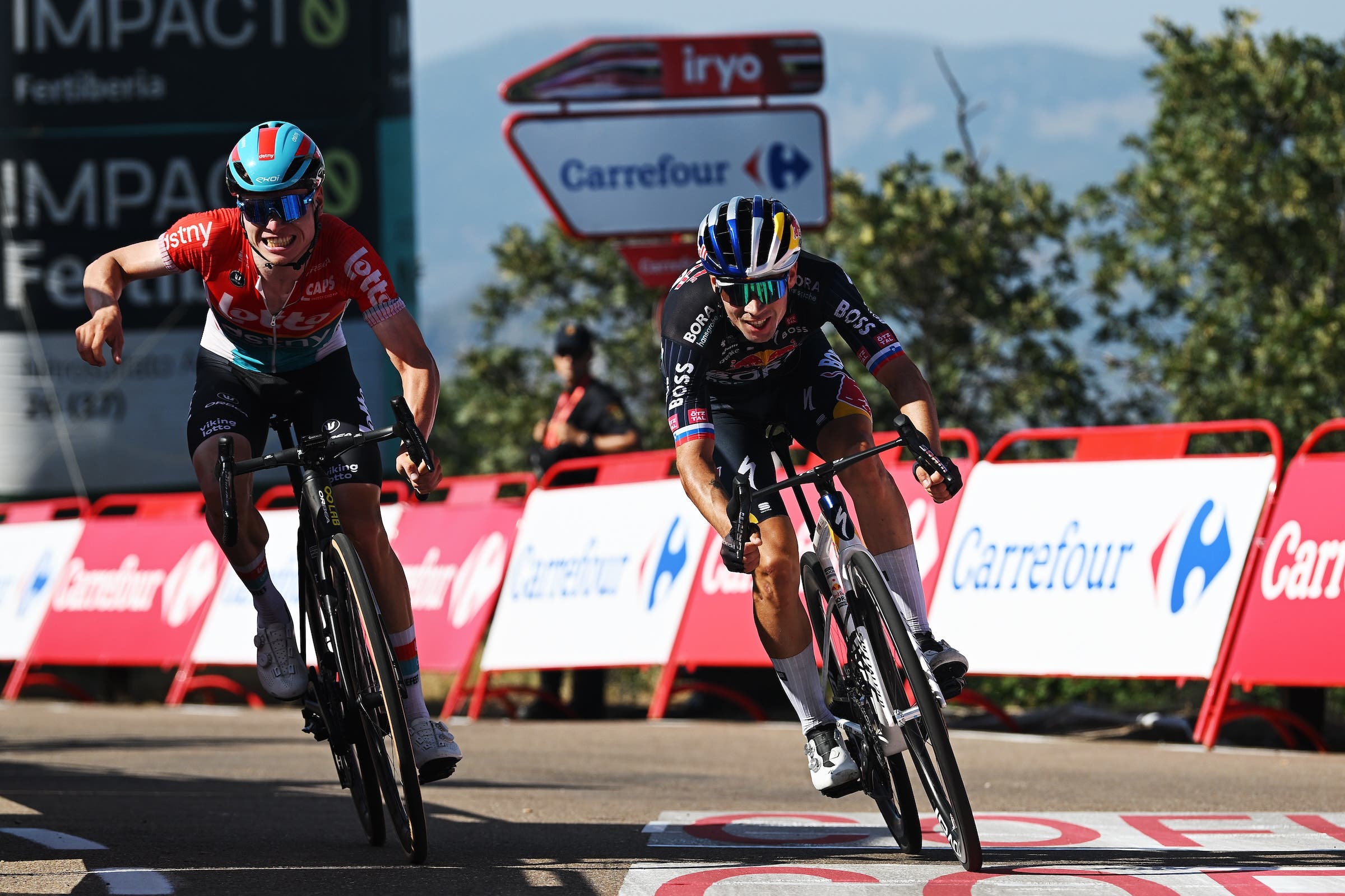 A Transformed General Classification: Winners, Losers at Vuelta