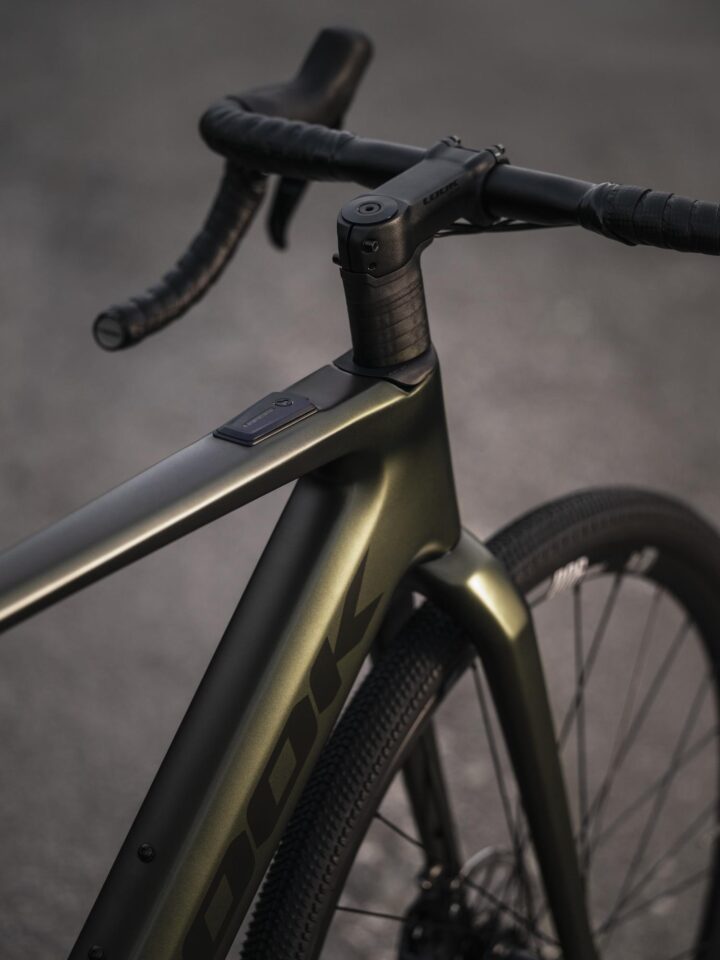 First Look: 2025 LOOK E-765 Gravel and E-765 Road eBikes - Velo