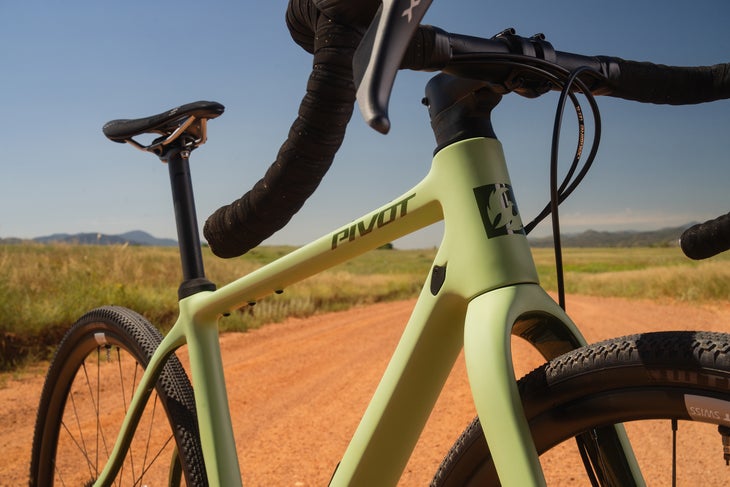 The 2025 Pivot Vault Tries Again With a New Focus and a Lower Price - Velo