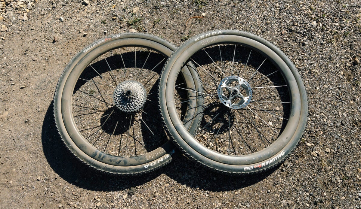 Lighter, Wider, More Aero: The Hunt 40 Limitless Gravel Aero - Velo