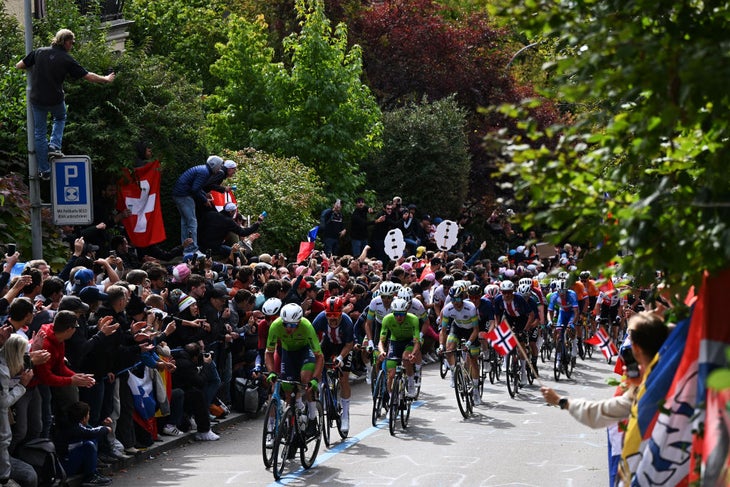 Is the UCI Moving Closer to a Race Radio Ban?