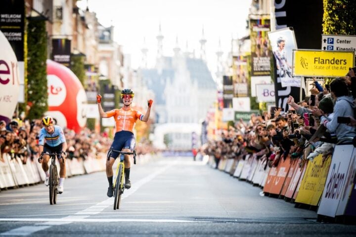 Van der Poel eyes MTB worlds, Vos boss (again), Pogačar crushing