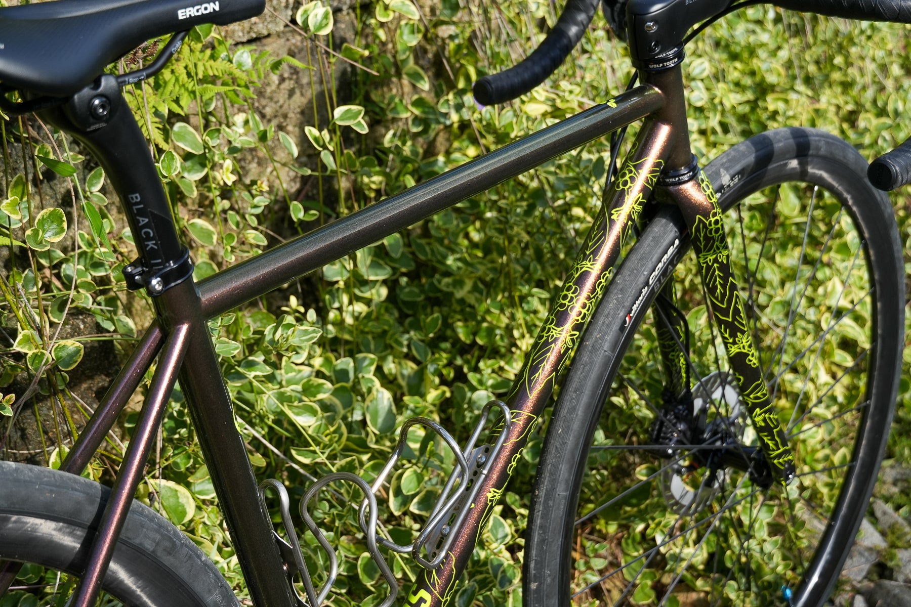 Review: What It’s Like Building a Custom Scarab Letras Road Bike - Velo