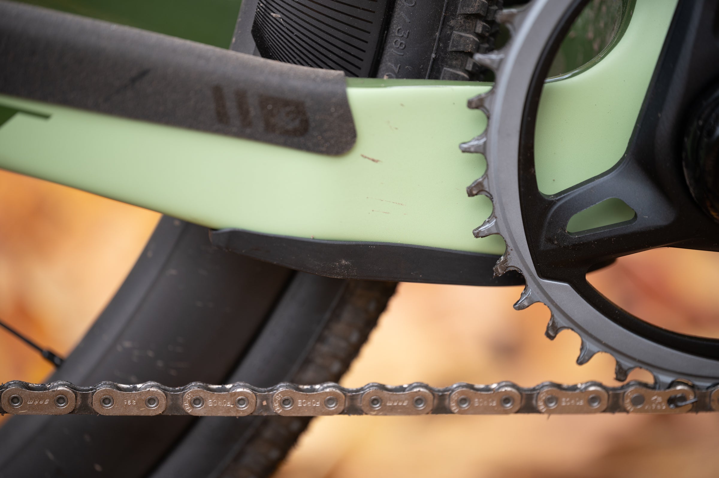 Review: The New Pivot Vault Gravel Bike Is Boring and I Love It - Velo