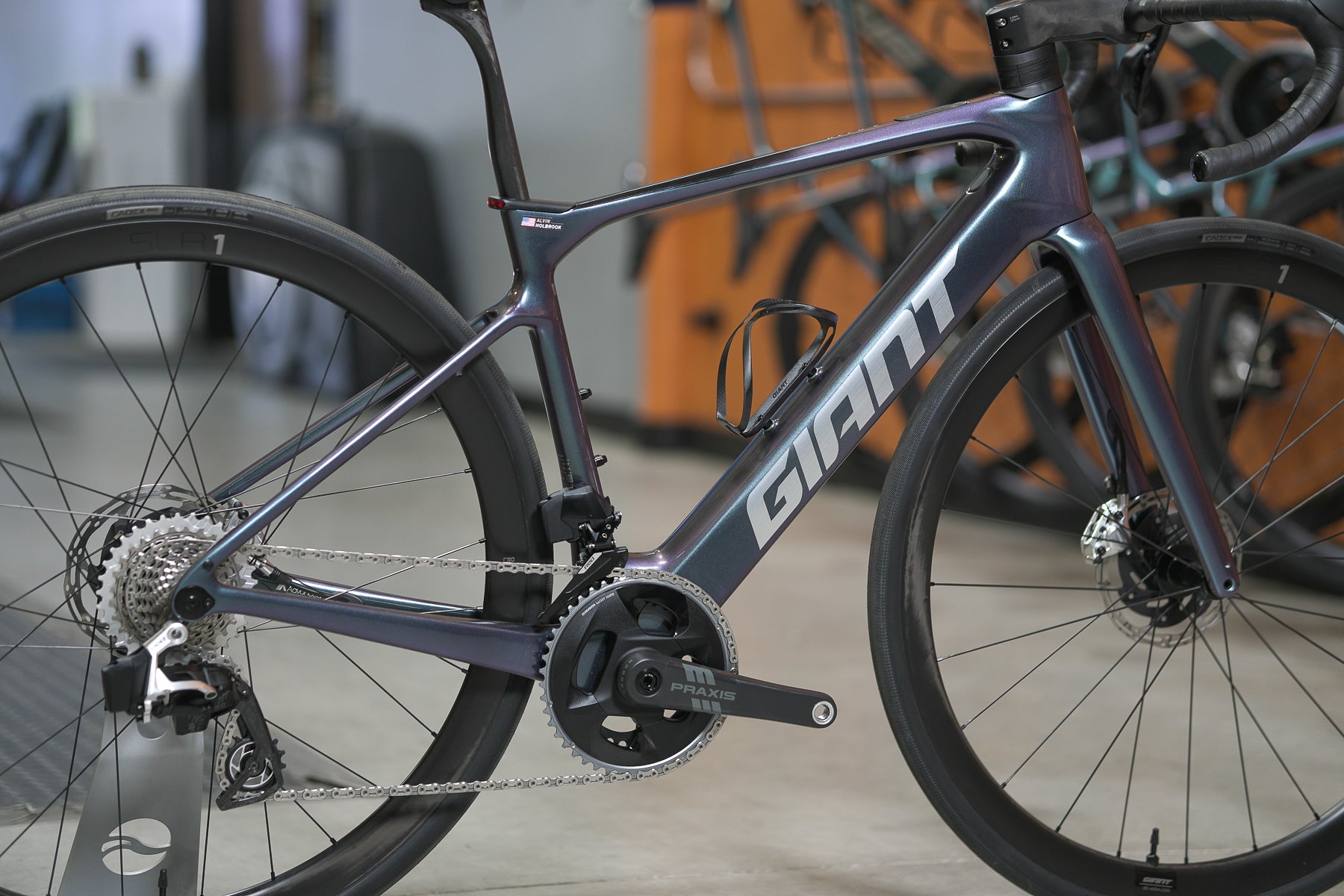 First Ride: The Giant Defy E+ Road Bike Adds a Whole Lot of Pace - Velo