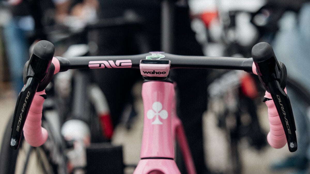 Enve Releases the SES Aero Pro One-Piece Handlebar Used by Tadej ...