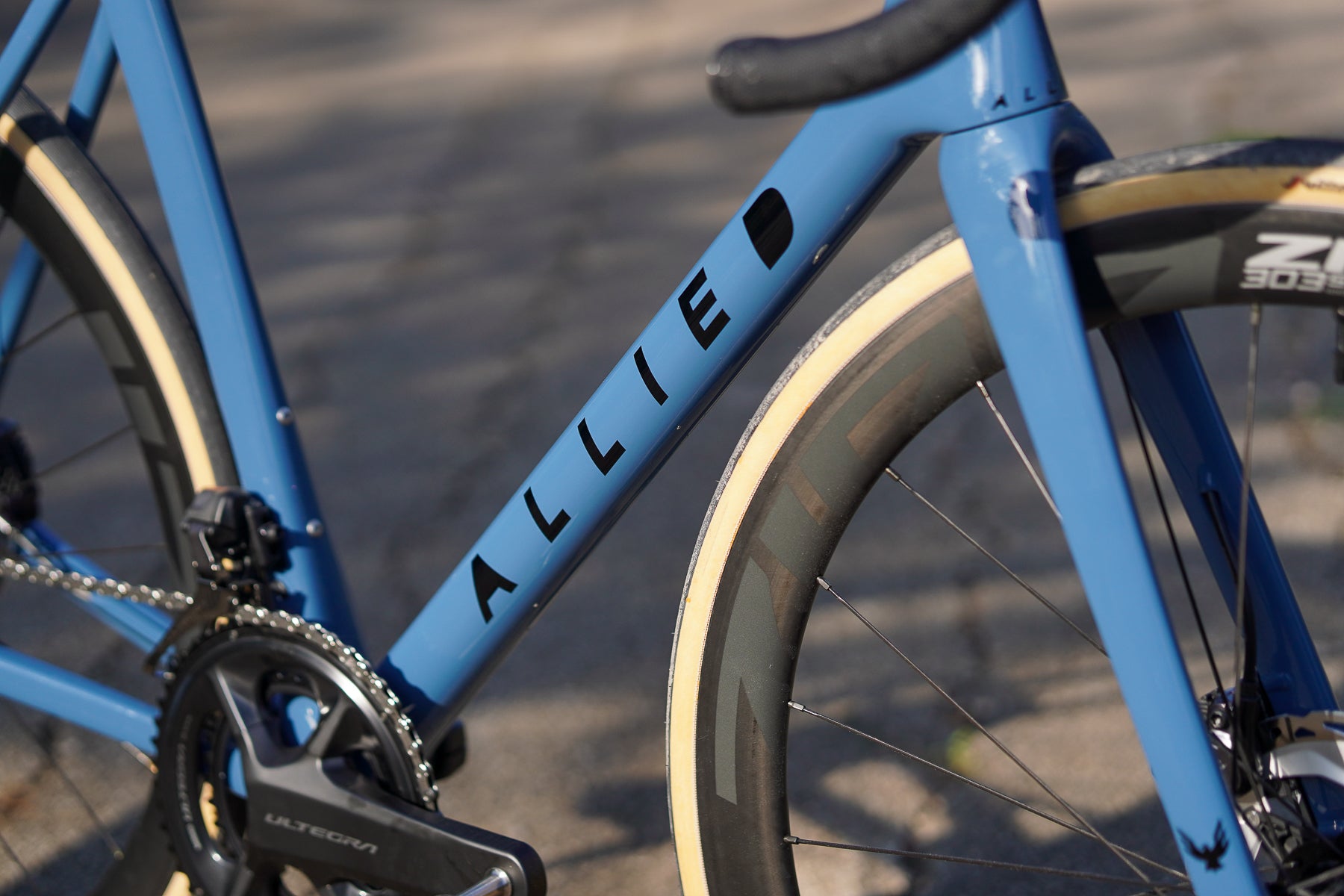 Review: Allied Alfa Road Bike Takes the Past and Makes It Better - Velo