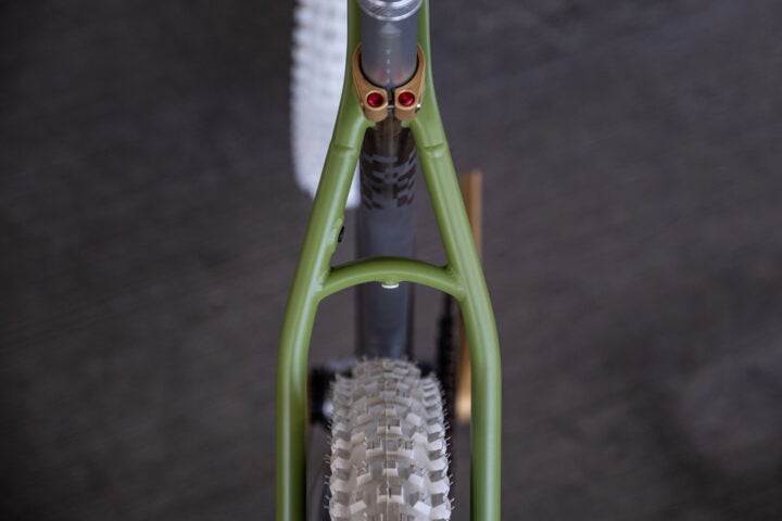 First Look: The Rodeo Labs Flaanimal 6 Titanium Gravel Bike - Velo