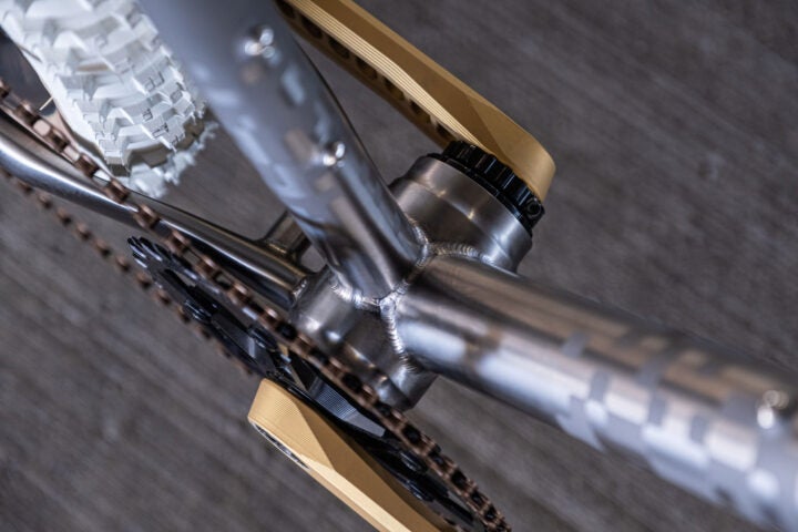 First Look: The Rodeo Labs Flaanimal 6 Titanium Gravel Bike - Velo
