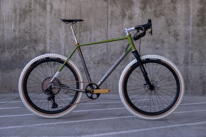 First Look: The Rodeo Labs Flaanimal 6 Titanium Gravel Bike - Velo