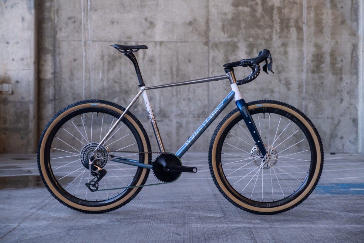 First Look: The Rodeo Labs Flaanimal 6 Titanium Gravel Bike - Velo