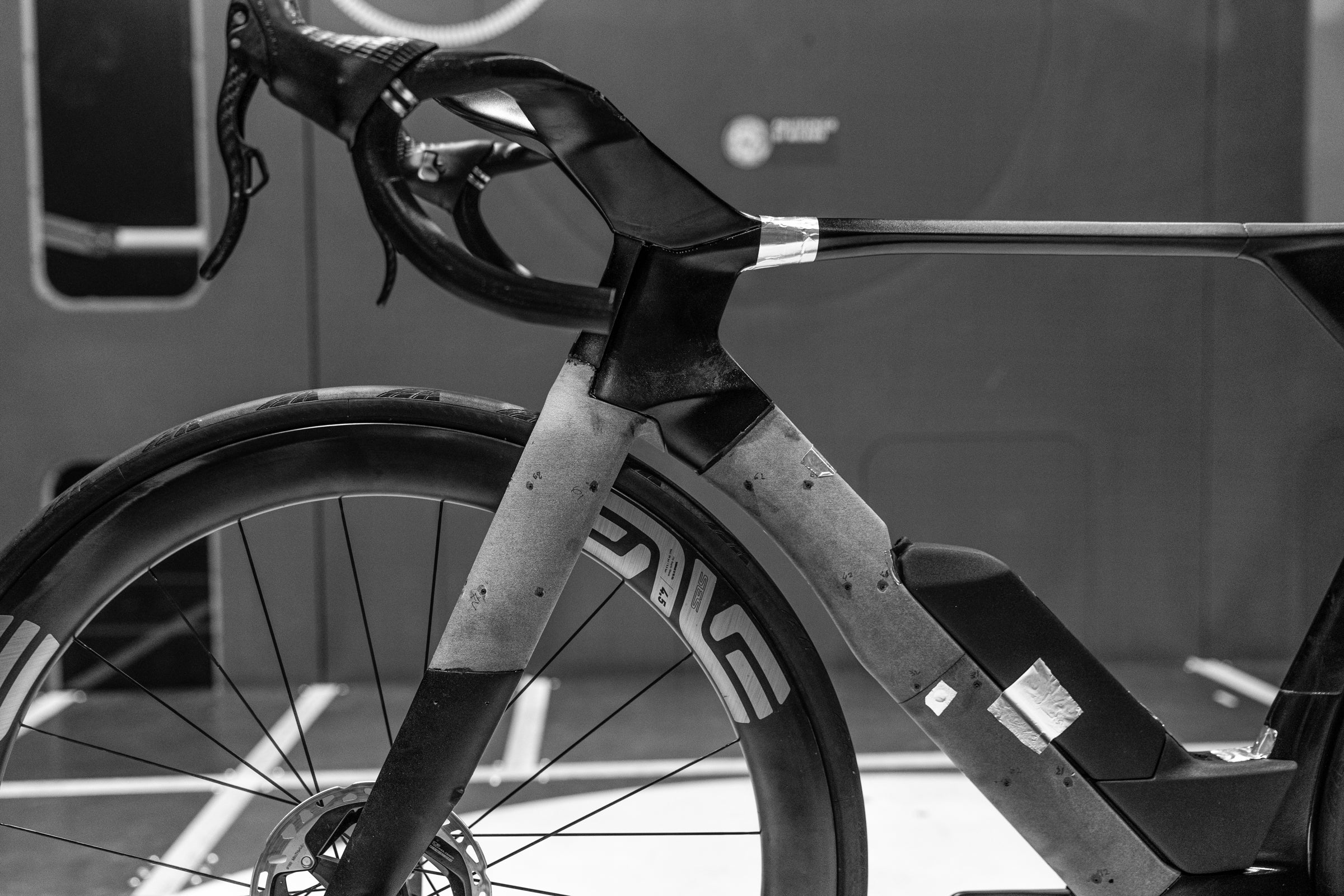 Colnago Y1Rs Confirmed: Radical Looks and Aero Performance - Velo