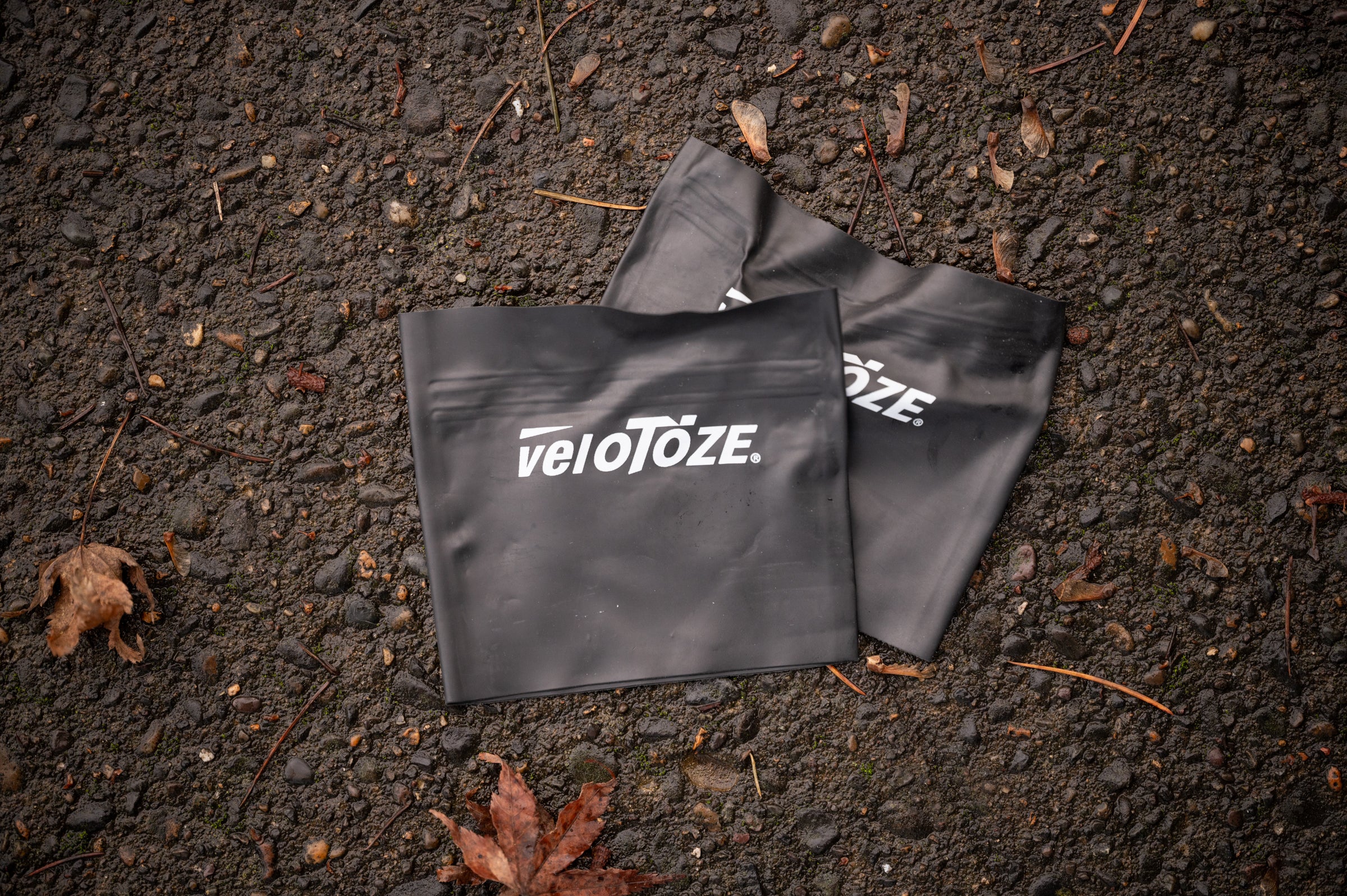 How to protect your hands and feet in cold, wet cycling conditions