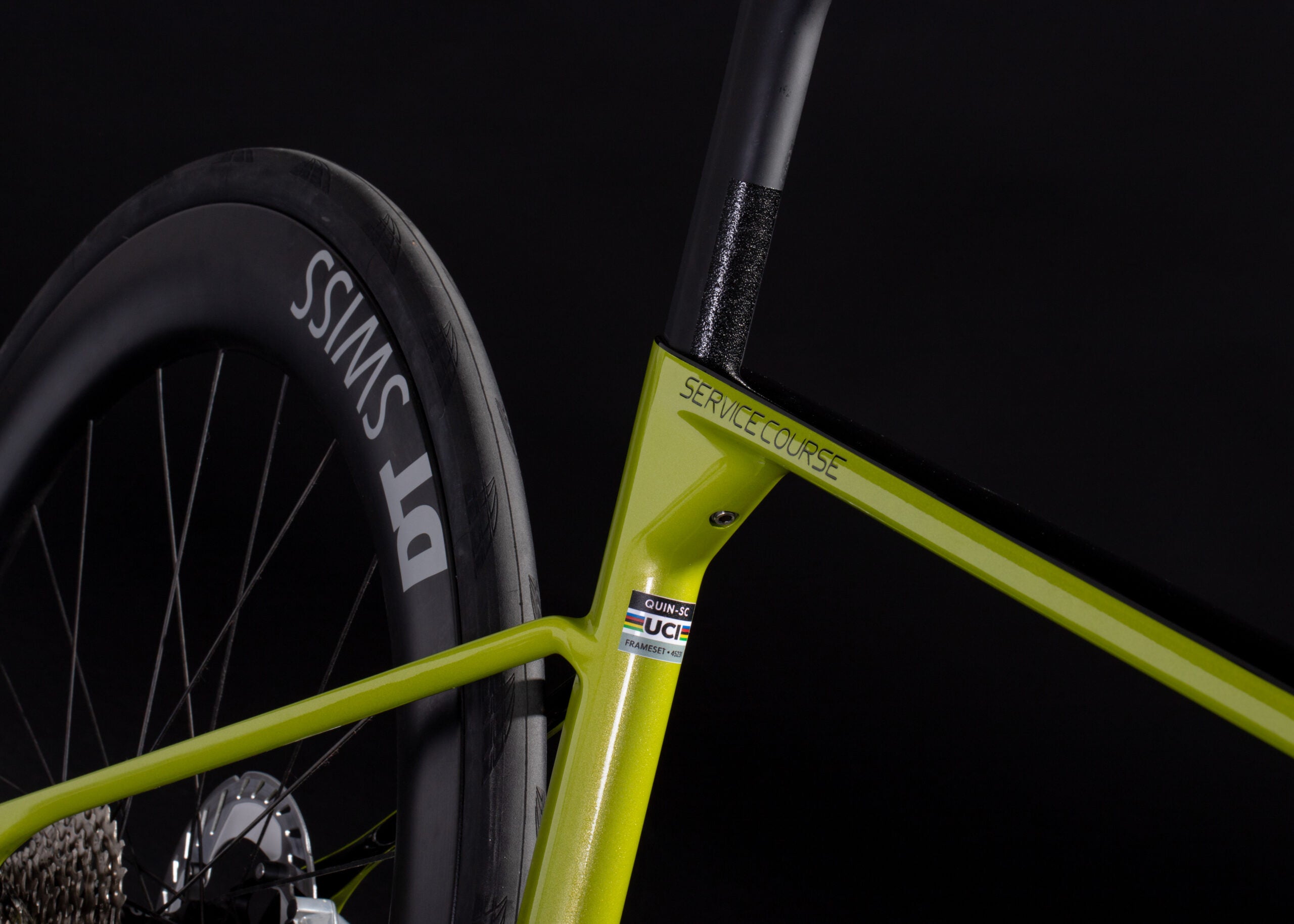 Triathlon Experts Quintana Roo release its Service Course road bike- Velo