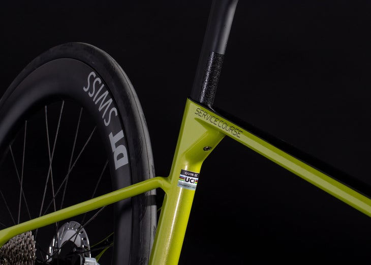 Triathlon Experts Quintana Roo release its Service Course road bike- Velo