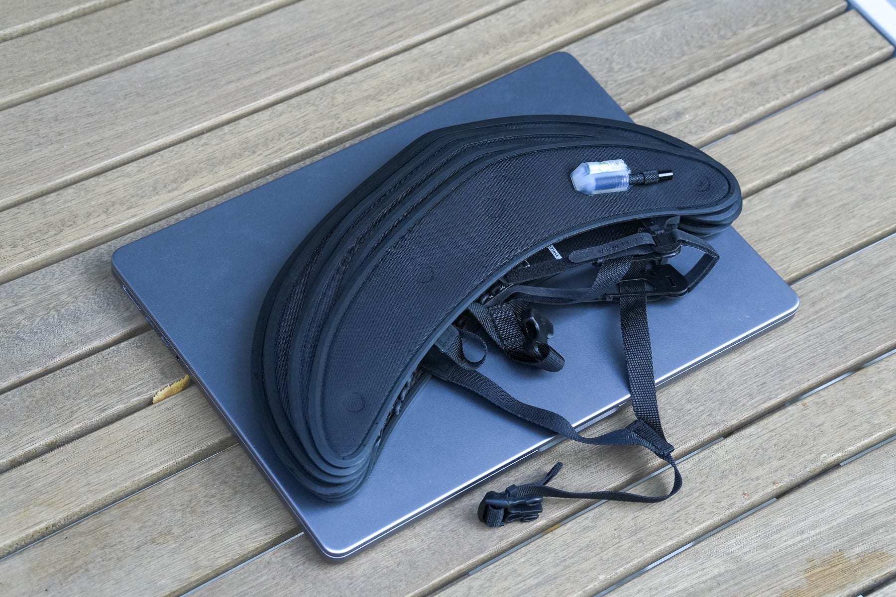 Review: The Ventete aH-1 Inflatable Helmet is Isn't Just Hot Air - Velo