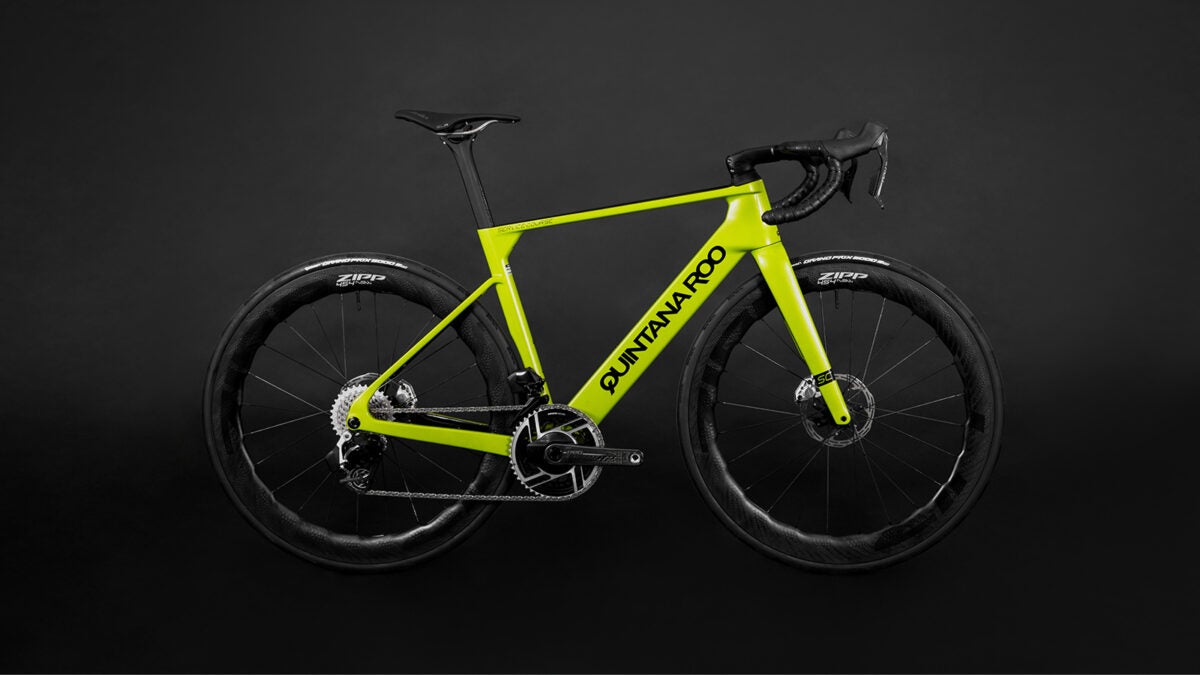 Triathlon Experts Quintana Roo release its Service Course road bike- Velo