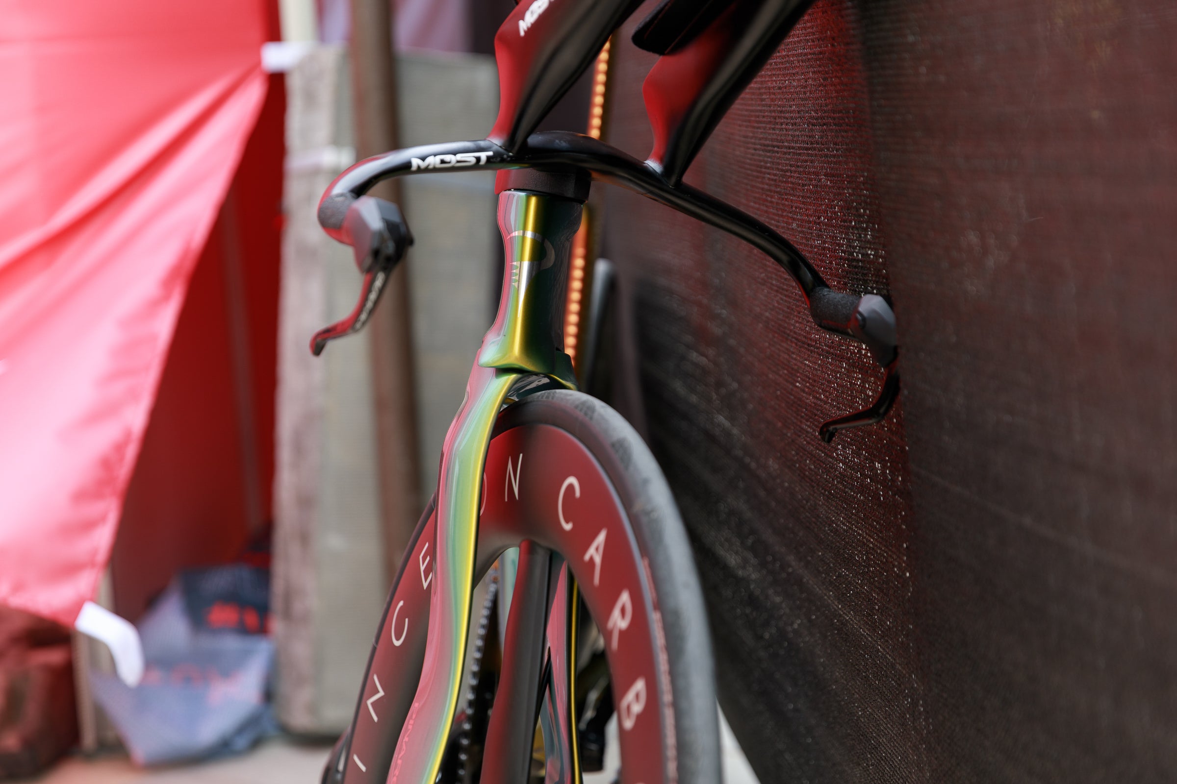 Check out the monster chainring on Josh Tarling's Pinarello TT bike
