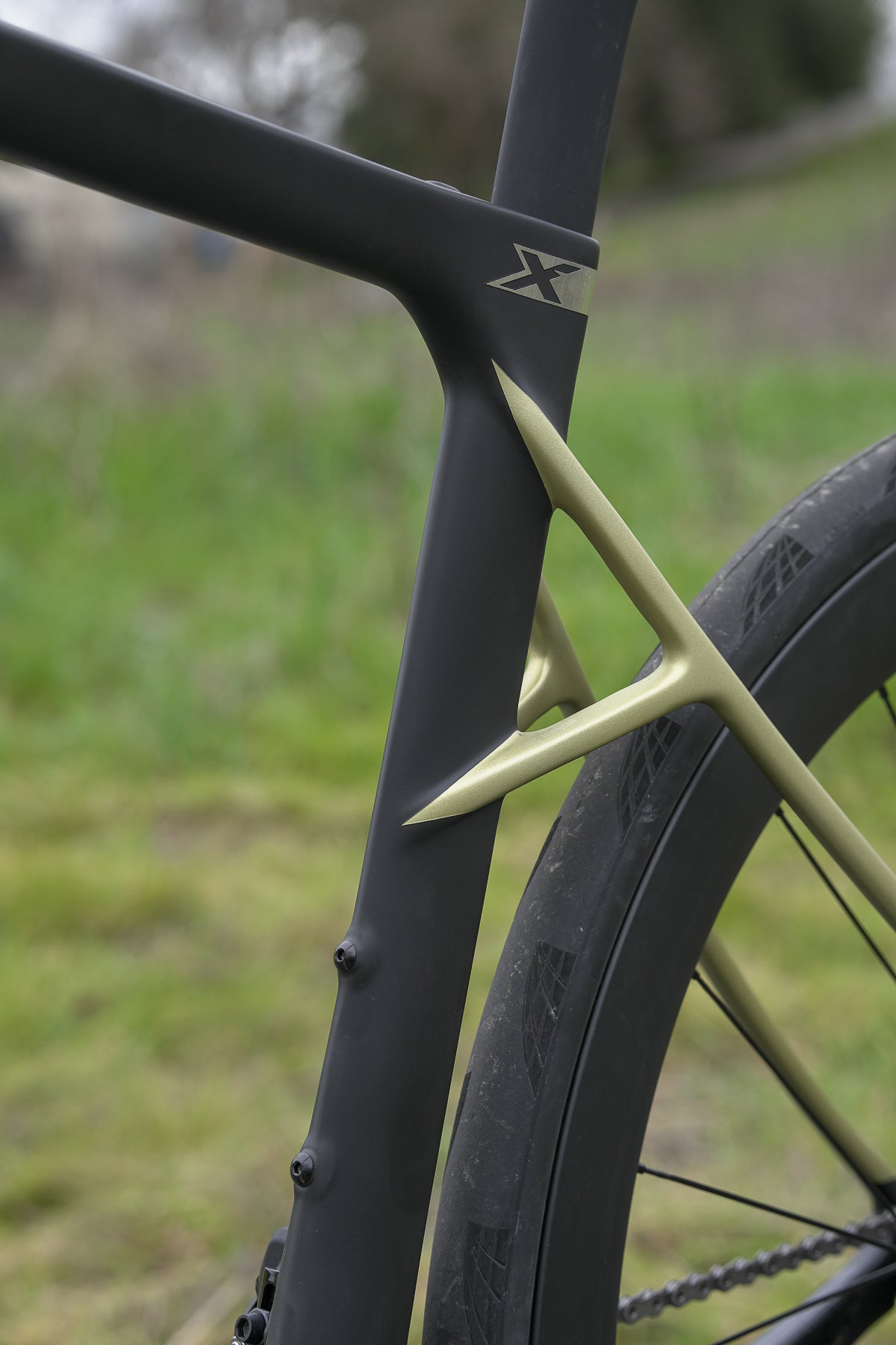 Review: The Pinarello X9 Road Bike Merges Comfort and Speed, with a ...